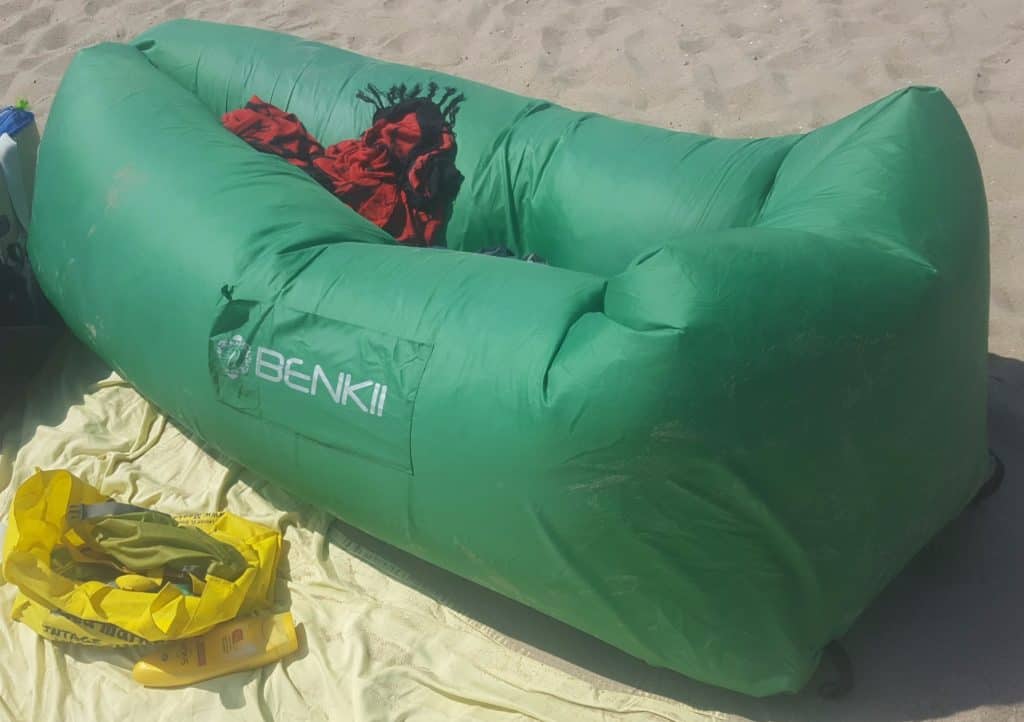 Review: Benkii inflatable lounger (Top Summer Seating!)