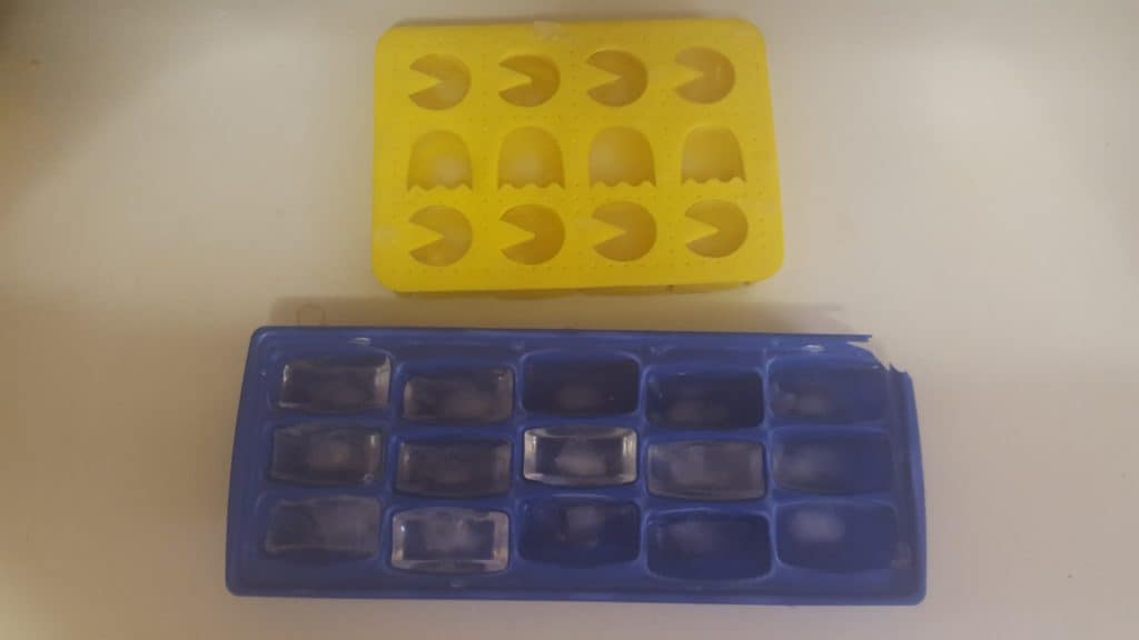 Review: Paladone Pac-Man ice cube tray - are these the coolest ice cube ...